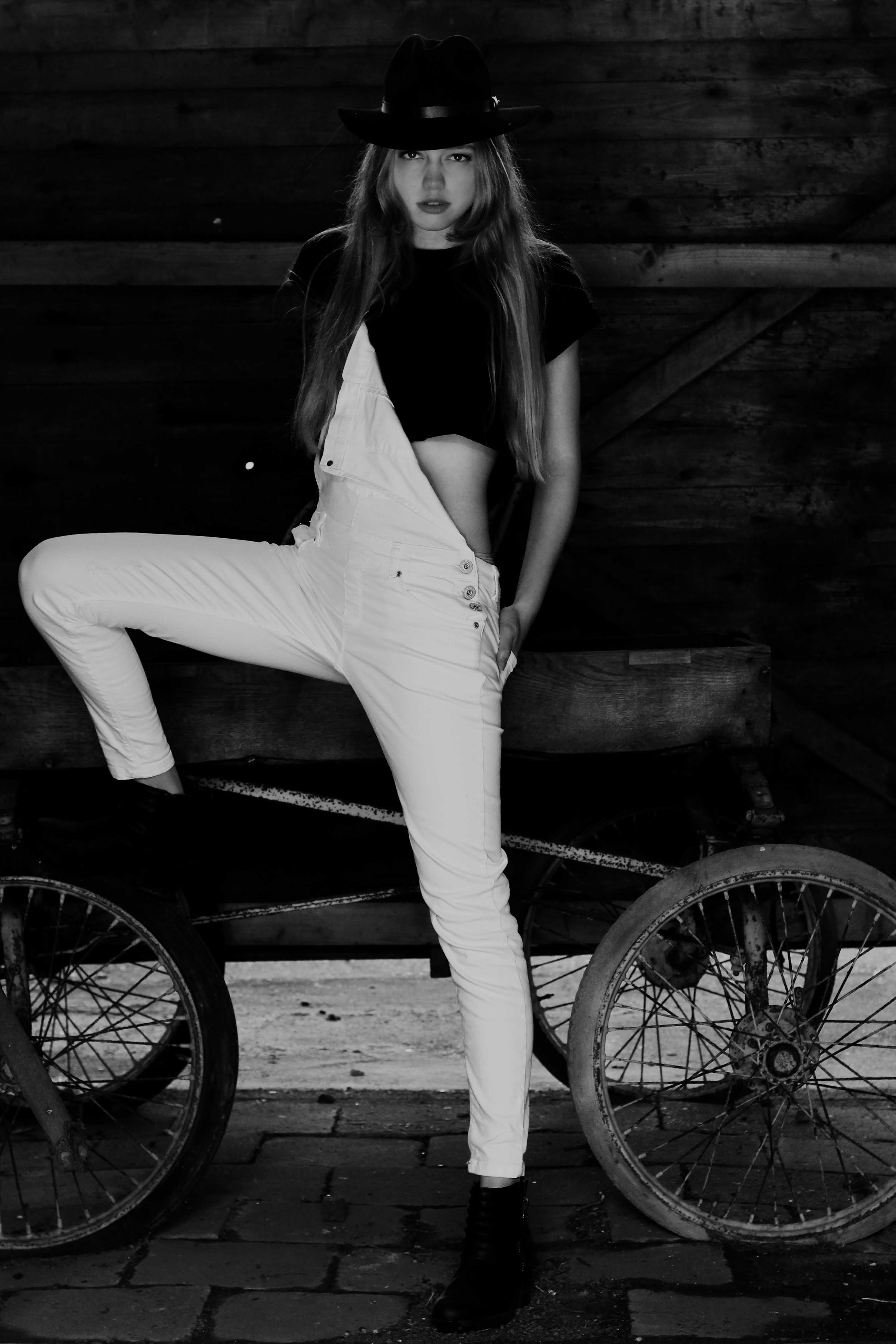 Eline @ IBE Models - Eveoaks